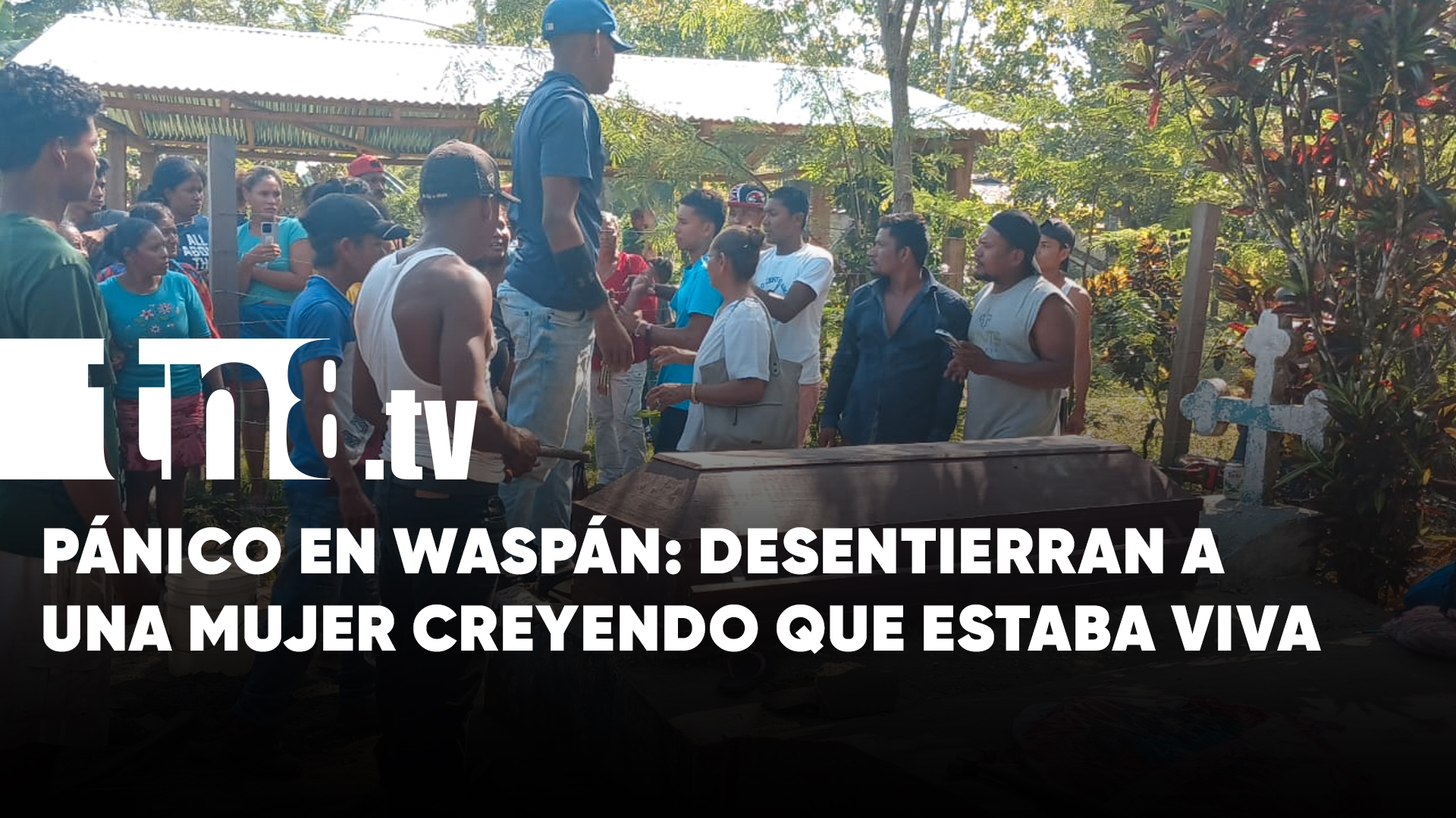 Sacan a una mujer de la tumba después de 48 horas creyendo que está ...