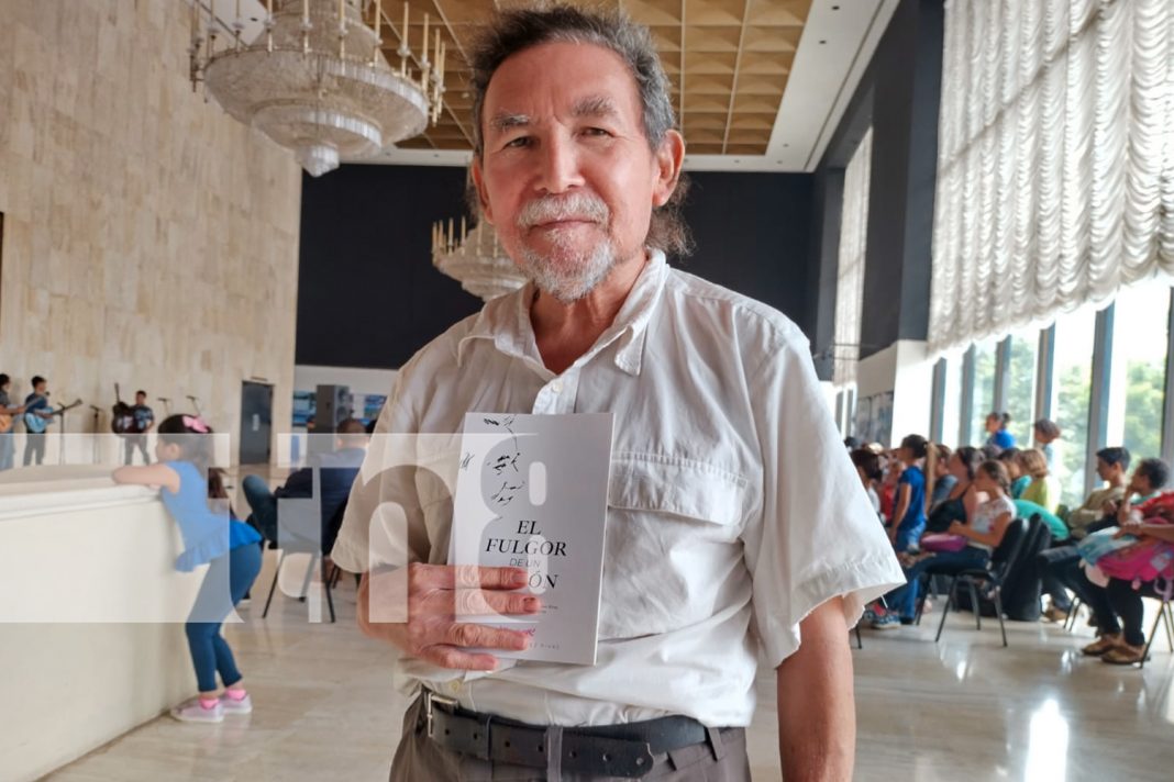 Nicaragua rinde homenaje y publica libro de poemas de Carlos Martínez ...