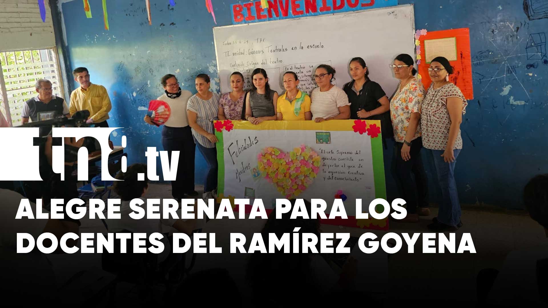 Merecido reconocimiento: Llevan serenata a profesores del Goyena | TN8.ni