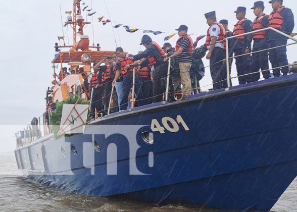 Fuerza Naval en Puerto El Bluff, conmemora a héroes y mártires | TN8.ni