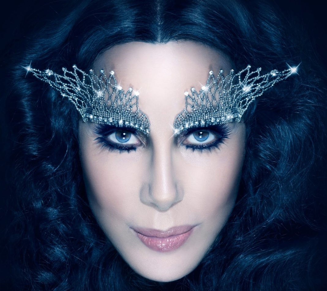 Cher se lleva el susto de su vida al cambiarse de nombre legalmente ...