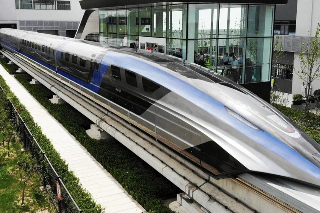 China presenta su tren Maglev, el transporte terrestre más veloz del ...
