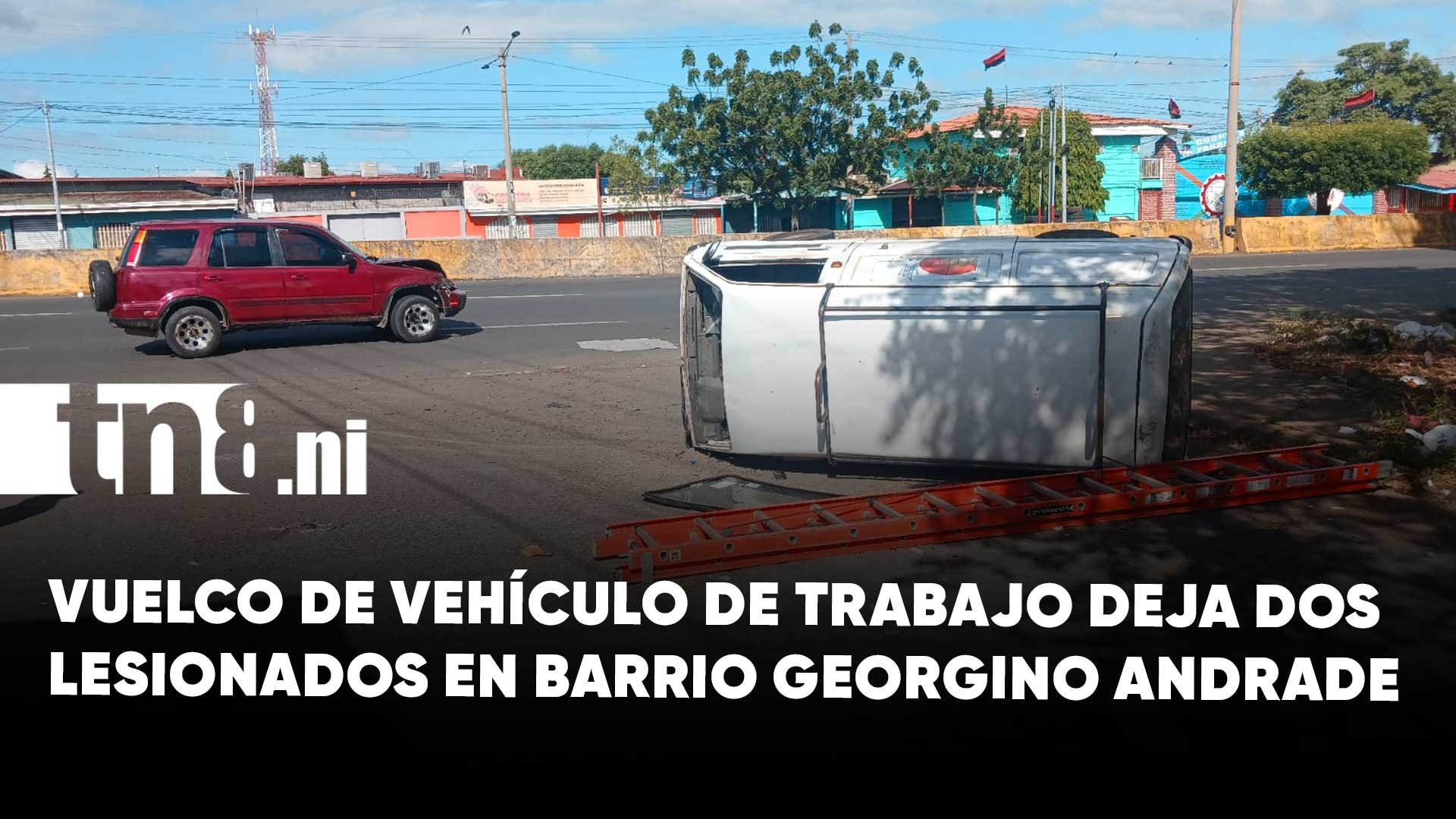 Impacto entre camioneta y panelito provoca accidente en Rubenia | TN8.ni
